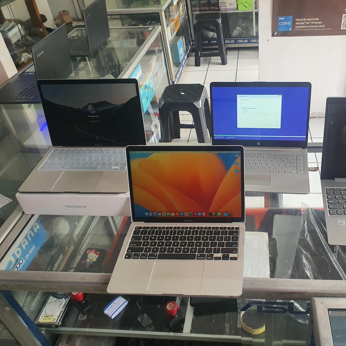 Perbandingan Laptop Baru vs. Laptop Second: Mana yang Lebih ...