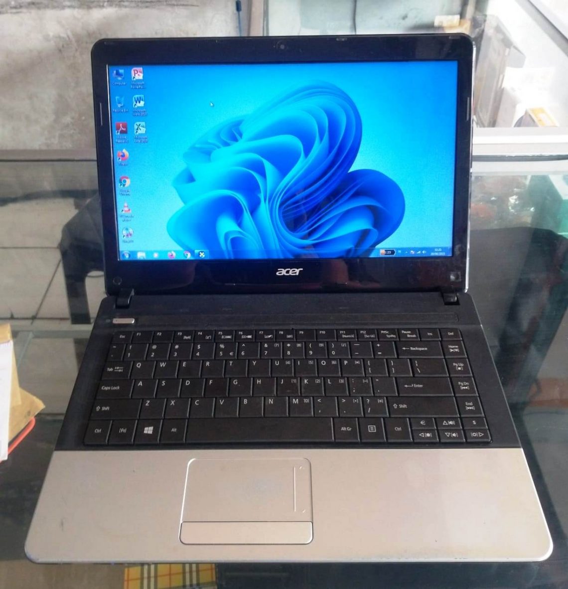 Laptop Acer Aspire E1-431 Intel Celeron 2GB/160GB