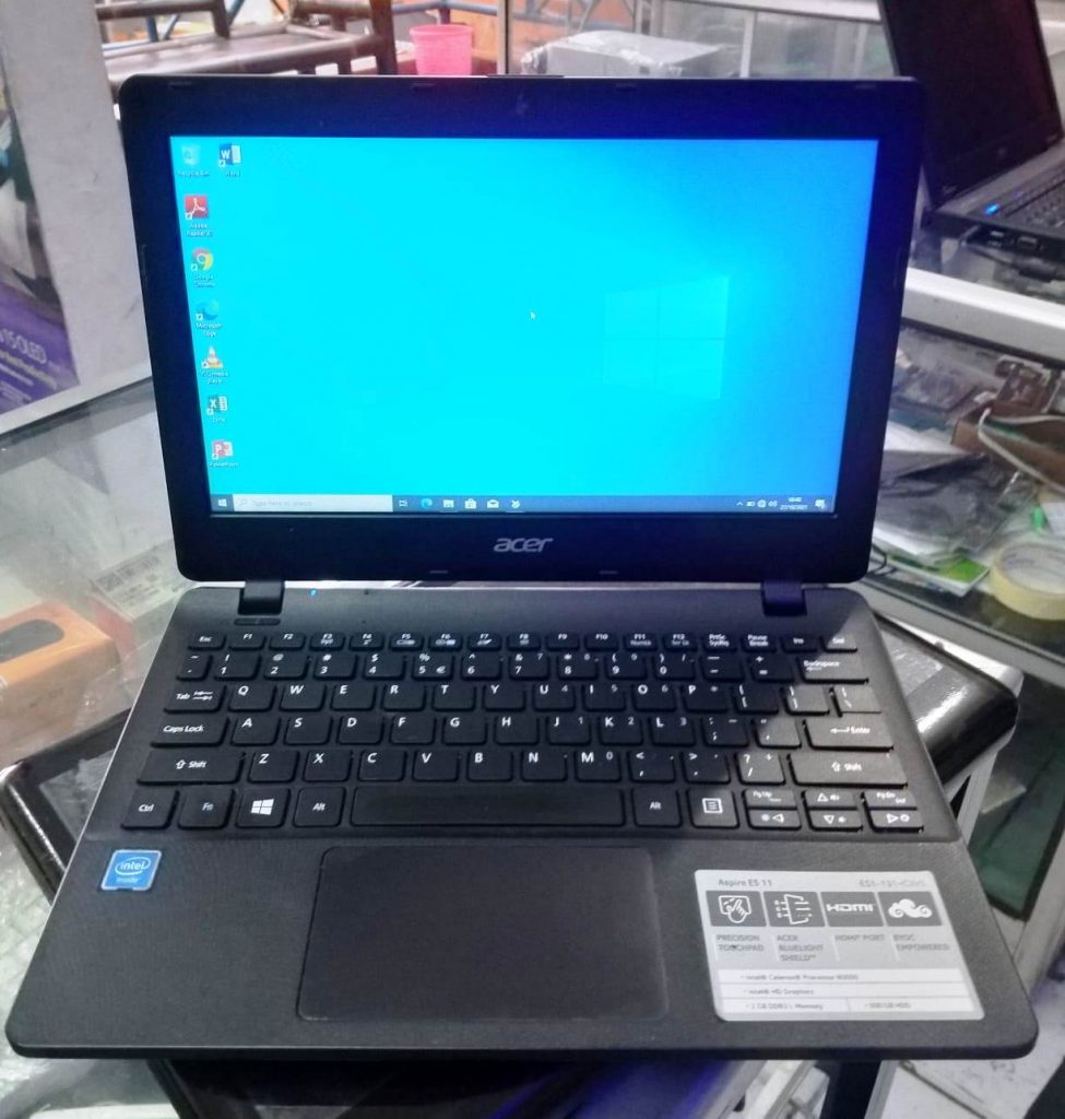 Notebook Acer Aspire ES1-131 Intel Celeron N3050 4GB RAM 500GB HDD
