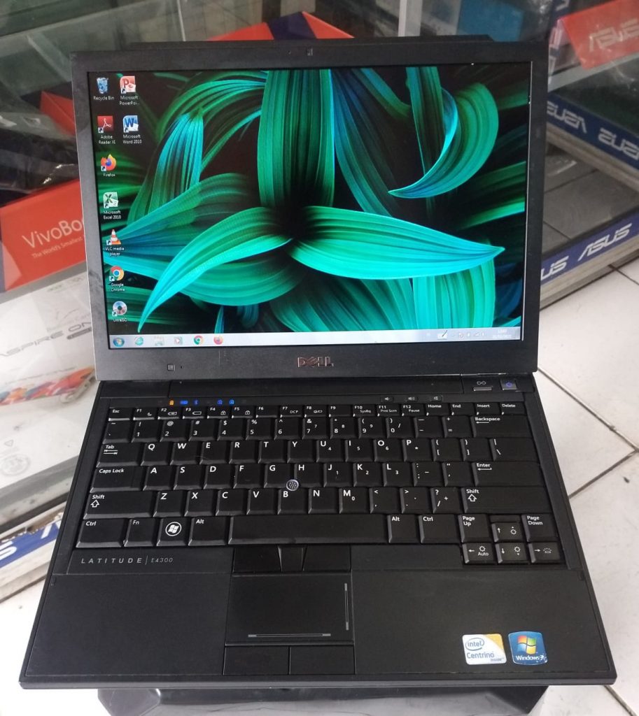 Laptop Dell Latitude E4300 Intel Core 2 Duo 4GB RAM 500GB HDD