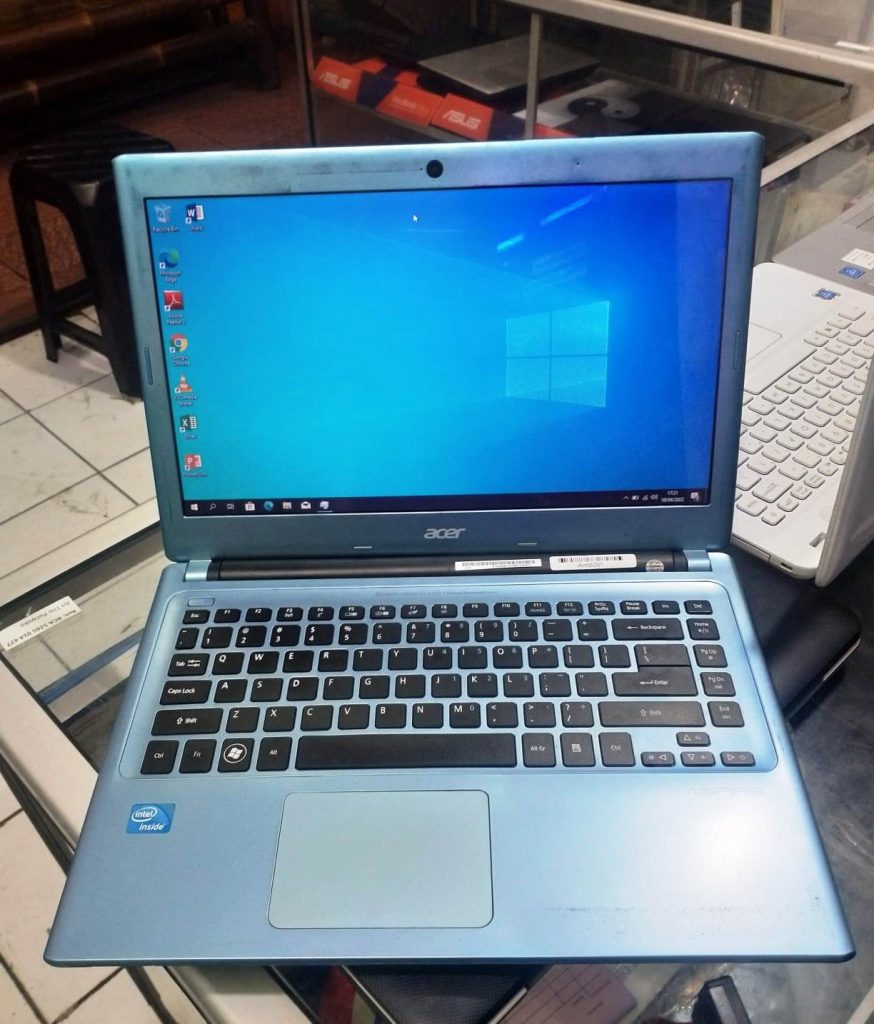 Laptop Acer Aspire V5-431 Intel Celeron 1007U 4GB RAM 320GB HDD