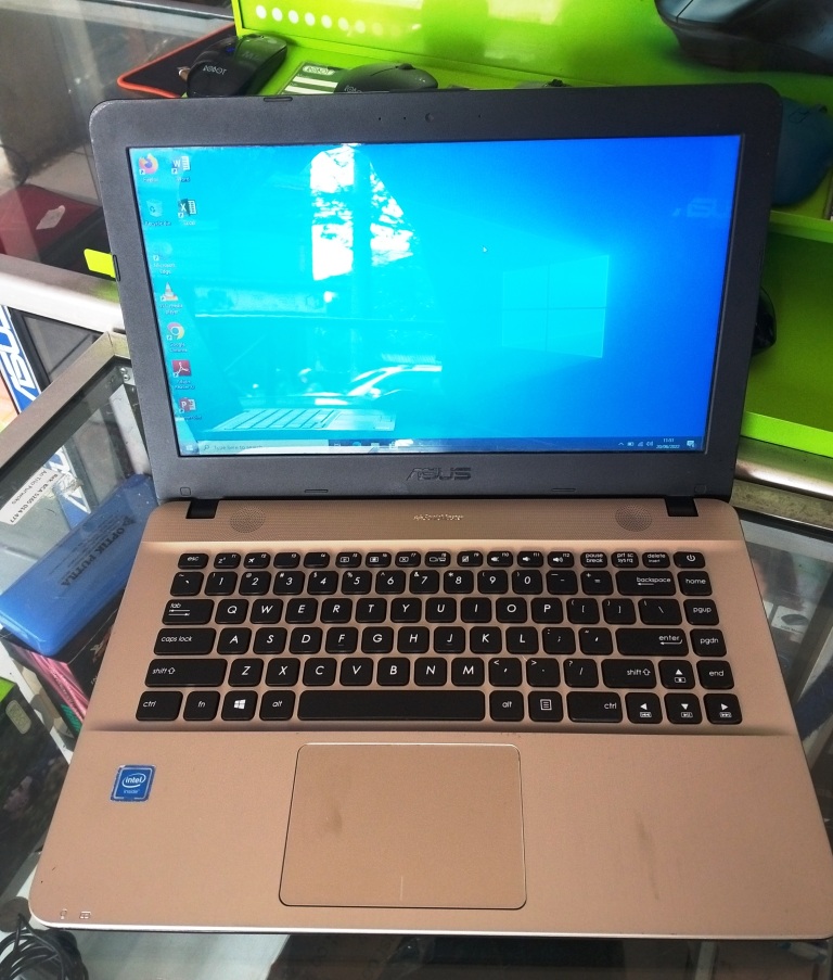 Laptop Asus X441M Intel Celeron N4000 4GB RAM 128GB SSD 250GB HDD