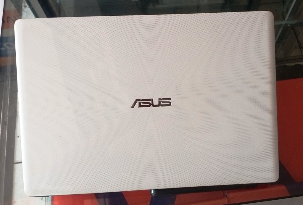 Laptop Asus A450C Intel 1017U 4GB RAM 500GB HDD