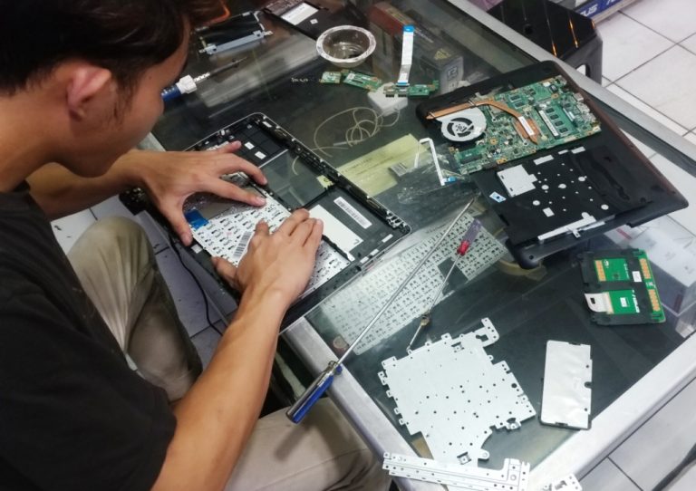 Servis Laptop dan MacBook - Net Computer Depok